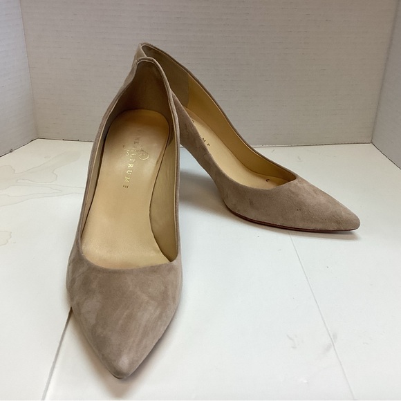 Ivanka Trump | Shoes | Ivanka Trump Womens Beige Pumps Size Suede Upper ...